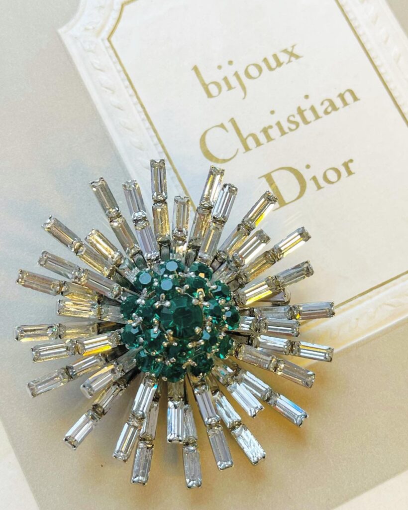 Christian Dior Sunburst Brooch – The Vintage Observer